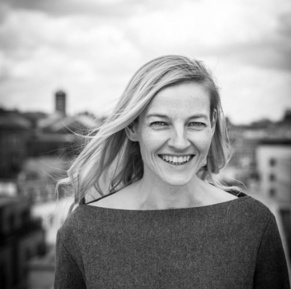 How Brands Are Fighting the War Against Plastic Pollution | How To Academy